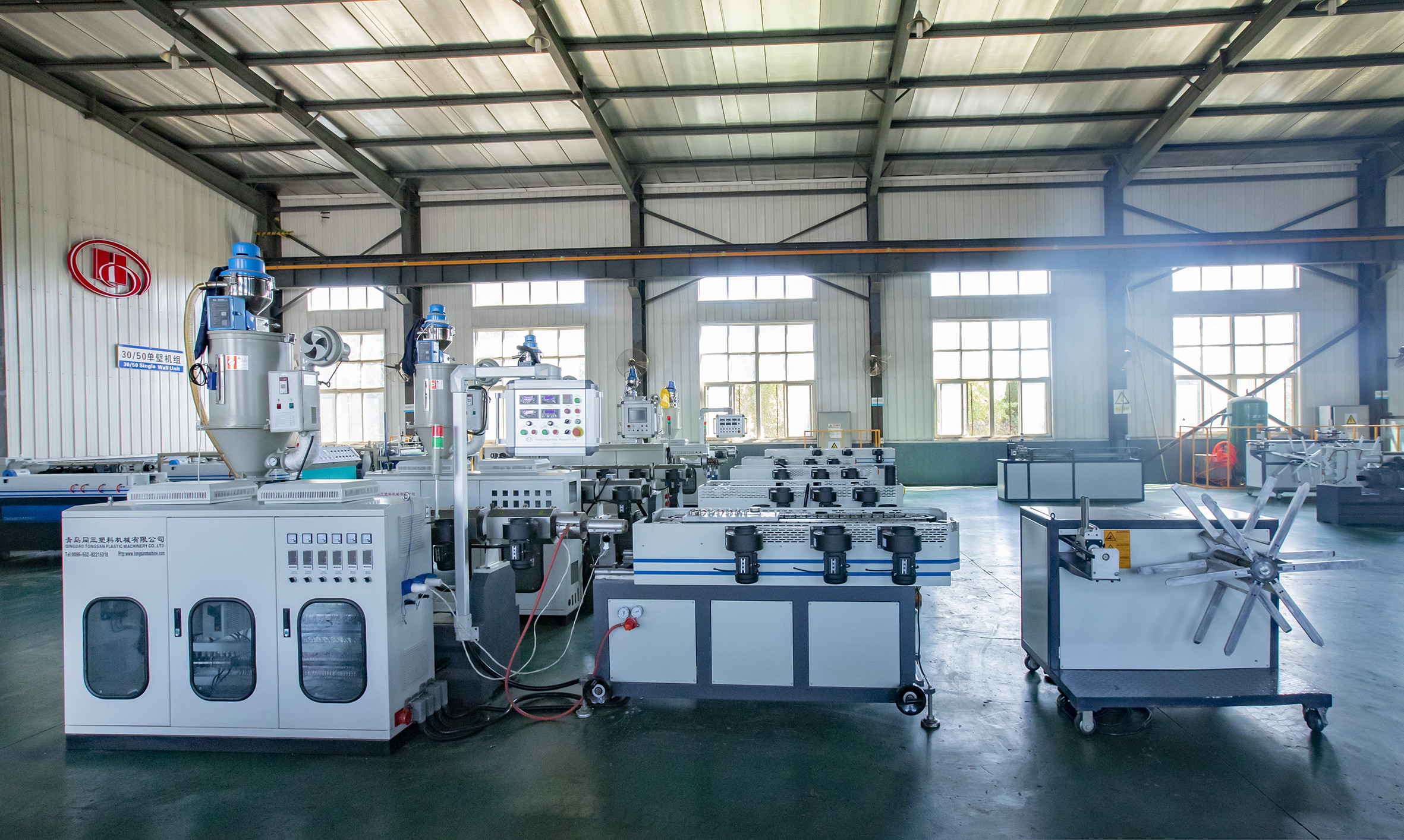 High Performance Pipe Corrugator Machine / Extruder ,Corrugated Pipe ...